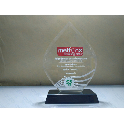 Water Drop Glass Trophy